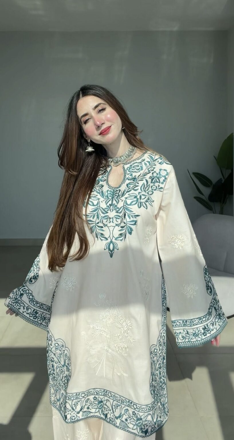 Elan – Embroiza